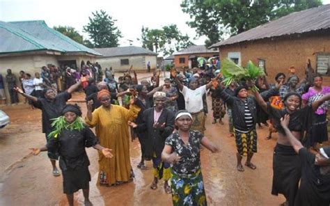 Welcome To Chris S Blog Women Protests Naked As Kaduna Governor Visits