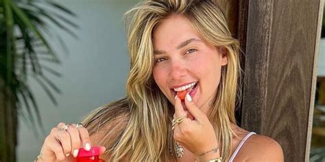 Virgínia choca ao entregar coisa básica que não consegue fazer