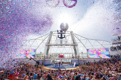 Royal Caribbean Launches Worlds Biggest Weekend Cruise With New Mega