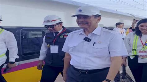 Foto Luhut Dan Perdana Menteri China Besok Jajal Kereta Cepat Jakarta