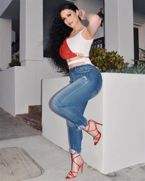 Picture Of Viktoria Kay