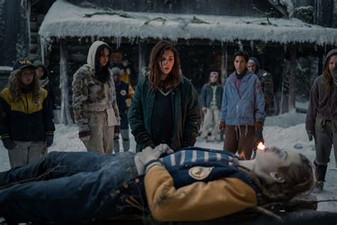 How Yellowjackets Season 2 Gets Its Cannibalism Right