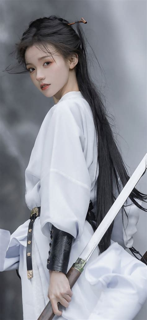 4k帅气美女侠客 美女手机动态壁纸 美女手机壁纸下载 元气壁纸