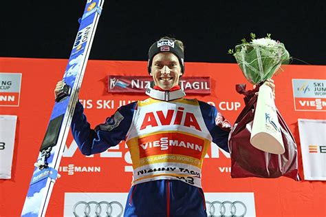 Skoki narciarskie PŚ w Niżnym Tagile Życiowy sukces Fannemela Żyła w