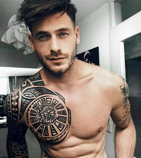 Hot Men Tatted Guys Tribal Shoulder Tattoos Thick Beard Best Beard
