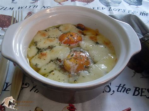 La Farsa Y Sus Finas Hierbas HUEVOS AL PLATO EN OLLA GM D