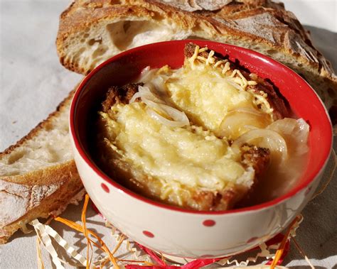 Soupe à loignon traditionnelle Mangez Moi fr