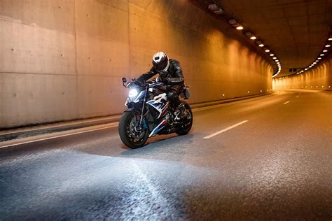 BMW Unveils The New M 1000 R Super Naked Bike Sgcarmart