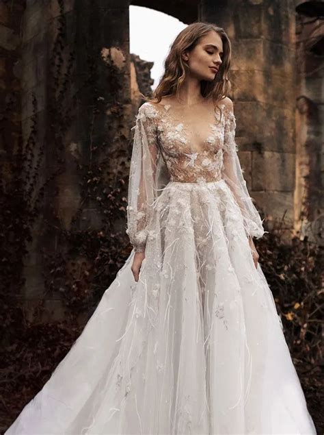 10 Whimsical Wedding Gowns With Sleeves PreOwned Wedding Dresses