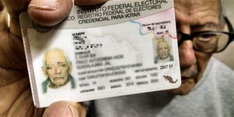 INE Cómo el Plan B de AMLO afectará a la credencial de elector Esto