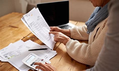 Mumsnet User Says She Read Her Daughter S Bank Statements Daily Mail