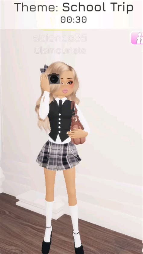 Dress To Impress School Trip In Dress To Impress Aesthetic