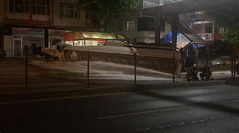 Gölcük te tehlikeli anlar Tanker kaza yaptı patlama riskine karşı