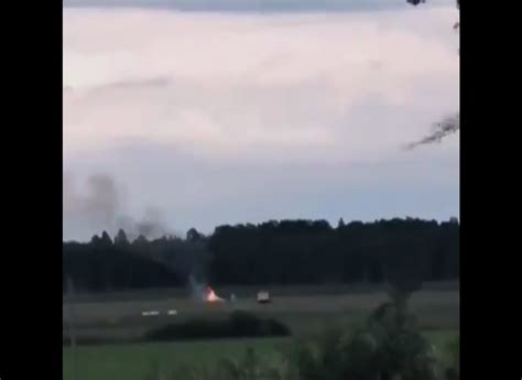 Suedia Un avion în care se aflau nouă persoane s a prăbuşit