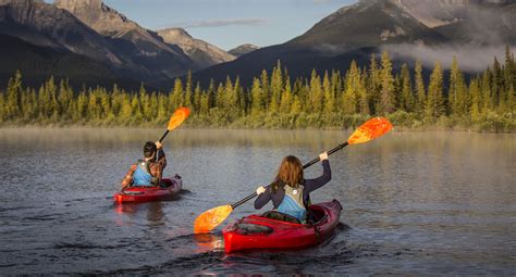 Canoe Kayak In Banff And Lake Louise Banff Lake Louise Tourism