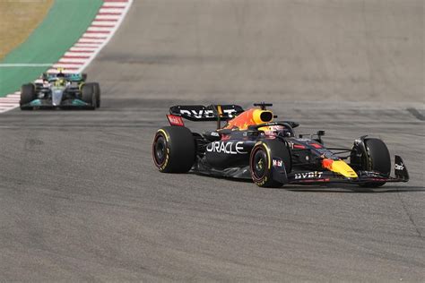 Verstappen décroche une 13e victoire historique au Grand Prix des États