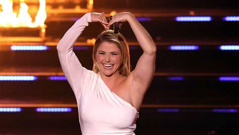 Pin Von Thomas Albrecht Auf Beatrice Egli Beatrice Egli Kurvige Hot