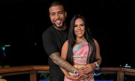 Casal de rifeiros é morto a tiros em praia na Bahia suspeita é que