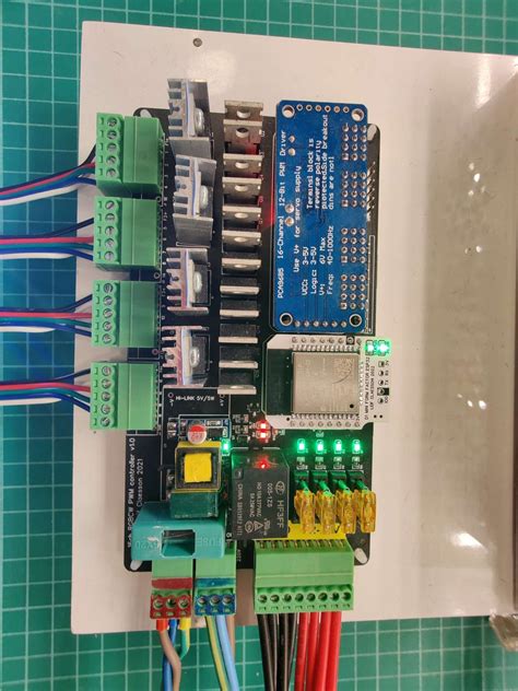 hello raspberry pi install micropython on esp32 using thonny python i m working an board during