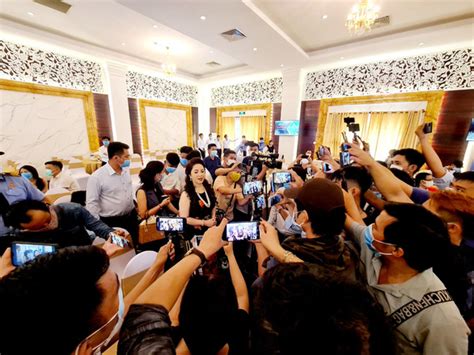 Động thái mới từ con trai bà Nguyễn Phương Hằng HomeVN