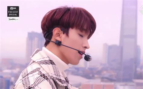 SEVENTEEN新曲Darl ing 220426高清舞台 时祺 驾照到手版 听我的 哔哩哔哩视频