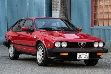 Alfa Romeo GTV 6 2 5 US Spec Tipo 116 2a Serie Specs 0 60 Quarter