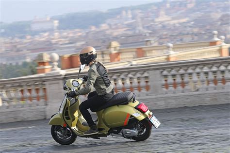 Vespa Gts Test In Rom