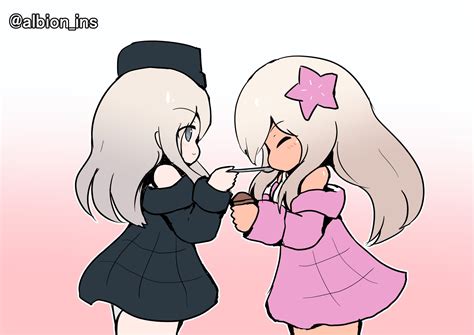 あるびおん 充電期間 on Twitter ユーちゃんと一緒に帰省中ですって U511 呂500 艦これ版深夜の真剣お絵描き
