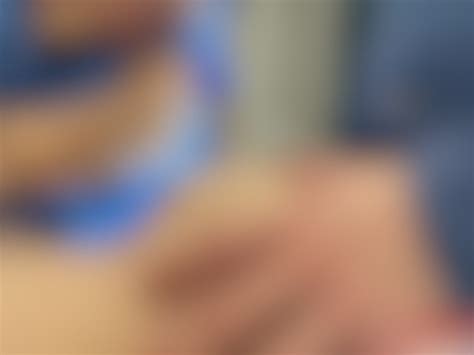 P1 Piccola Cameriera Voyeur Si Unisce A Un Rapporto A Tre Con La Bambola Del Sesso Tantaly