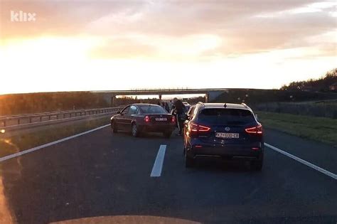 Detalji nesreće na autoputu kod Banjaluke Iz Opela ispao vozač Rade