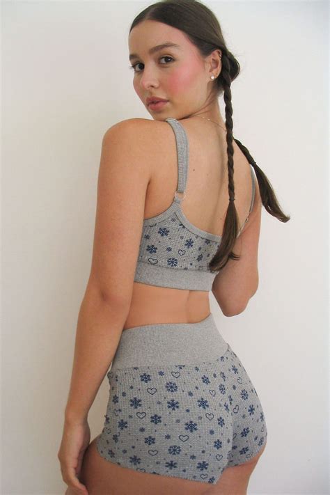 Sophie Mudd Stunning Boobs Hot Celebs Home