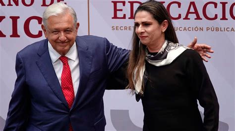 AMLO Da Espaldarazo A Ana Guevara Ella Tiene Medalla De Bronce Y Yo