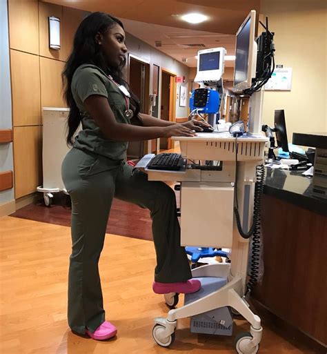 Always Workin👩🏾‍⚕️💉💊💪🏾nightshift Nursing Goals