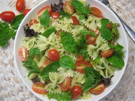Easy Summer Pesto Pasta Salad The Hungary Soul