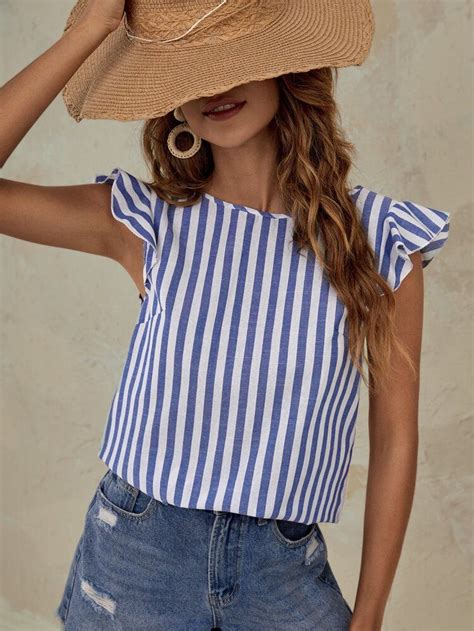 SHEIN Blusa de rayas verticales bajo con fruncido con botón trasero
