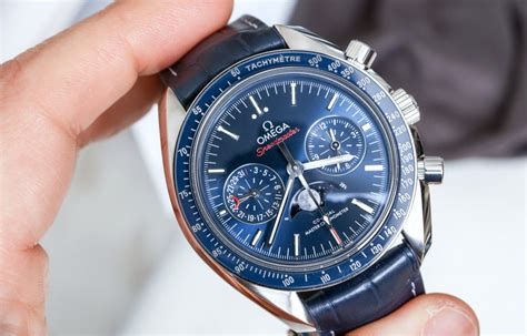 Omega Speedmaster Moonwatch Co Axial Master Chronometer Moonphase