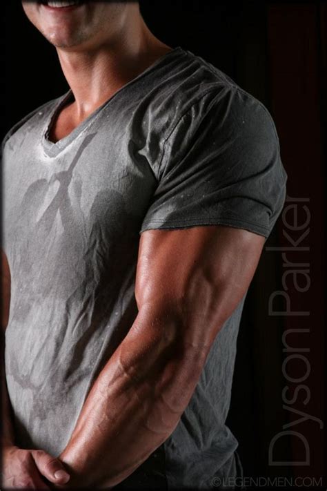 Daily Bodybuilding Motivation HOT SIX PACK ABS MODEL MODEL DYSON PARKER