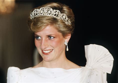 25 Anos Da Morte De Diana Relembre 5 Momentos Em Que Lady Di Quebrou