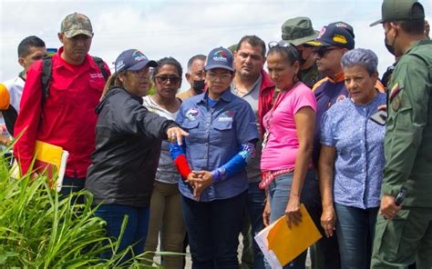 Nacionales Gobernadora Karina Carpio Inspeccion Trabajos De