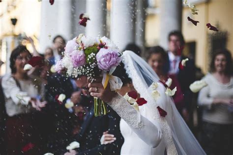 Sabe cuál es la regla 2 2 2 para lograr un matrimonio feliz La Tercera