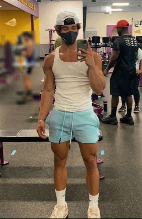 Male Gym Outfit Gym Outfit Men Mens Outfits Stylish Gym Outfits