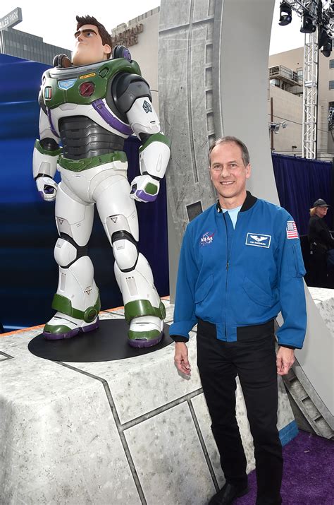 Life Size Buzz Lightyear Atelier Yuwa Ciao Jp