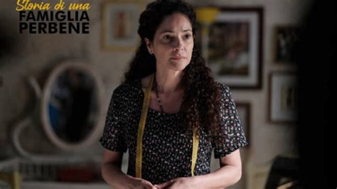 Storia Di Una Famiglia Perbene Ultima Puntata Trama Cast Finale