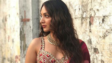 Kiara Advani Reacts To Troll S Cheap Comment On Her Topless Photoshoot