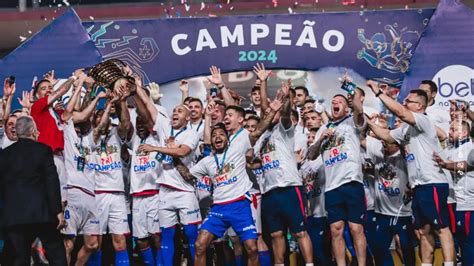 Fortaleza bate CRB e se torna tri campeão da Copa do Nordeste