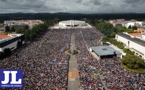Jornal de Leiria Presença de fiéis em Fátima cresce 26 nos primeiros