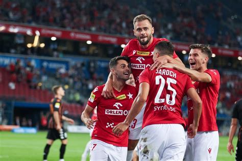 Wisła Kraków Oto oficjalny skład Białej Gwiazdy na mecz z Lechią
