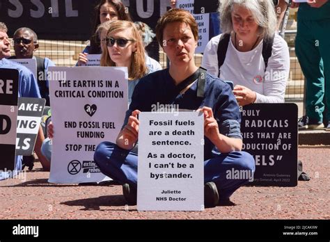 Anti Fossil Fuel Protest London Hi Res Stock Photography And Images Alamy