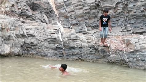 Aaj Ham Log Ja Rahe Hain Jungle Ghumne Youtube
