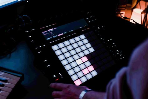 How To Use A MIDI Keyboard In Ableton Live Robots Net